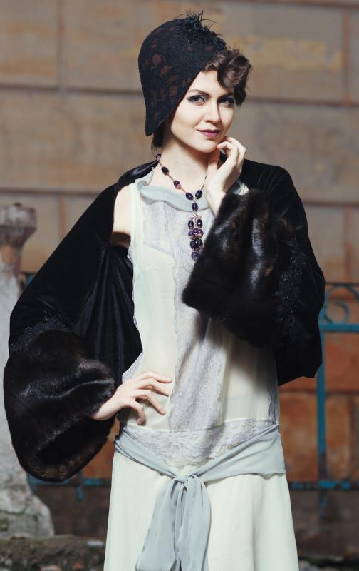 What is a Flapper? (with pictures)