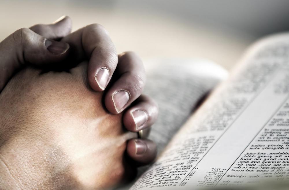 Who are the Gideons? (with pictures)