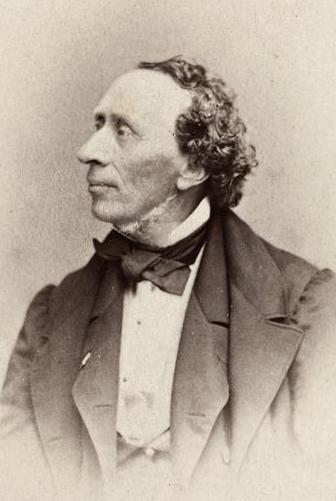 Who is Hans Christian Andersen? (with pictures)