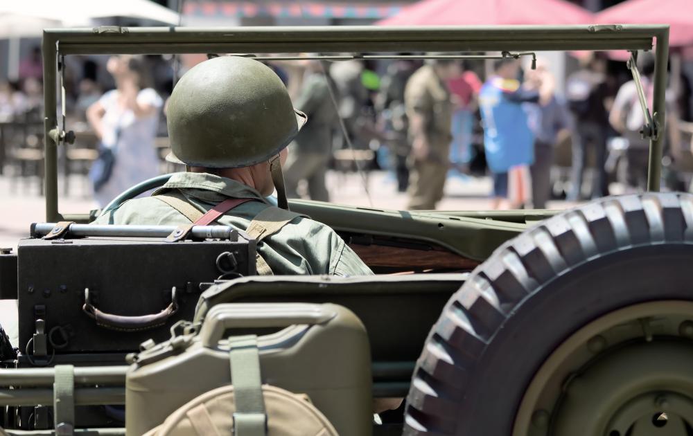 What is an Insurgent? (with pictures)