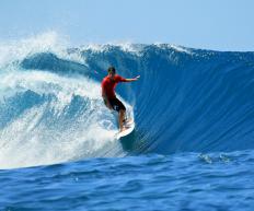 What is Surf Culture? (with pictures)