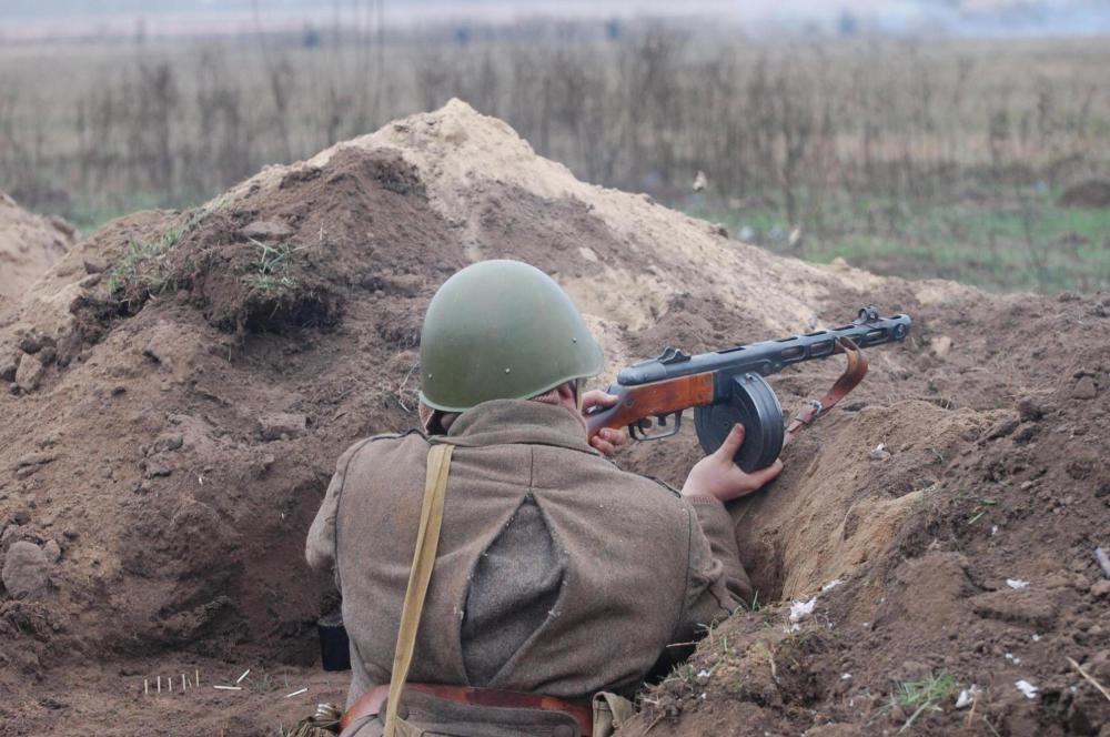 What is a Sapper? (with pictures)